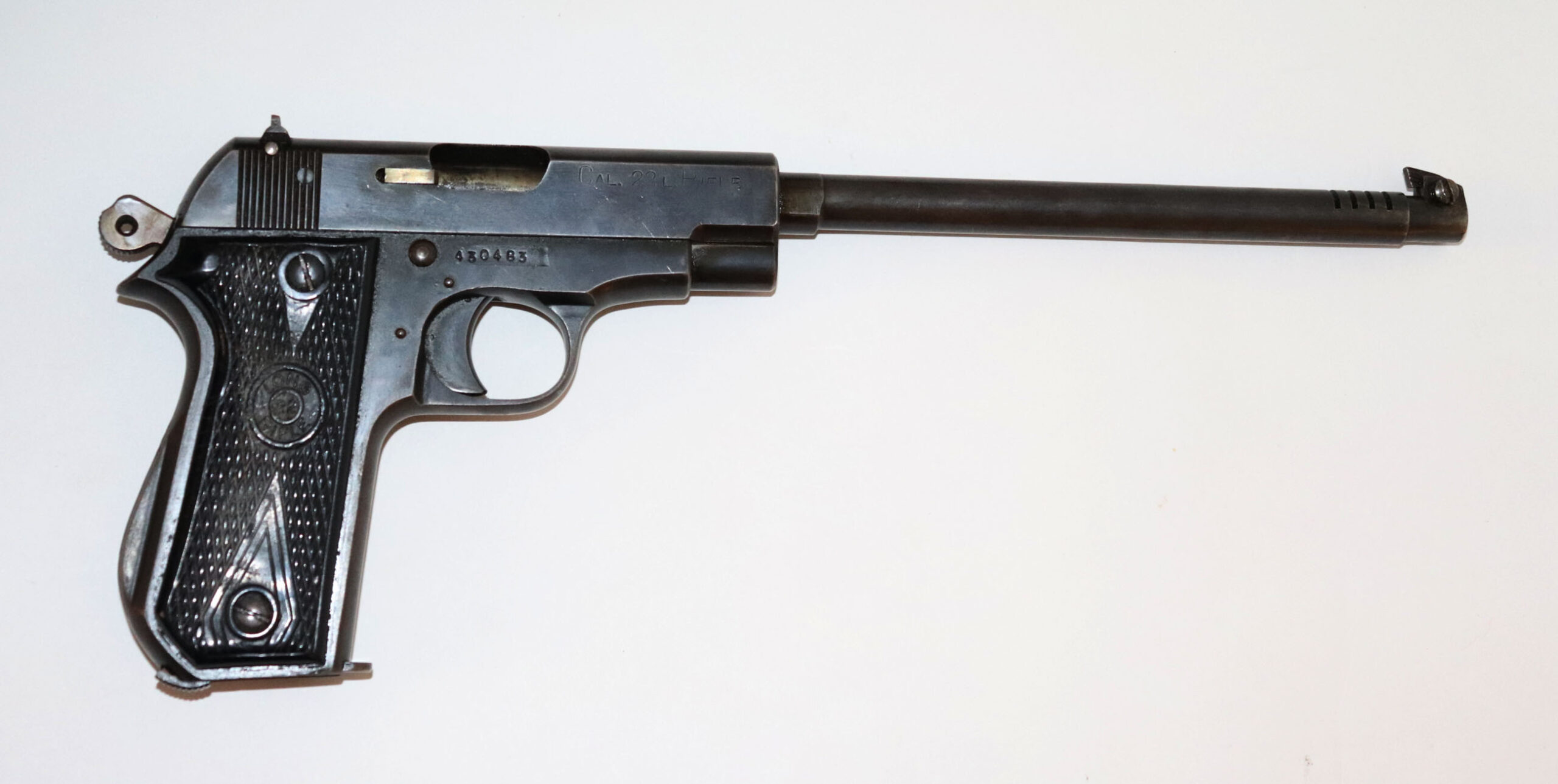 Pistolet semi-automatique Unique calibre 22 LR canon long, type RR 51 ...